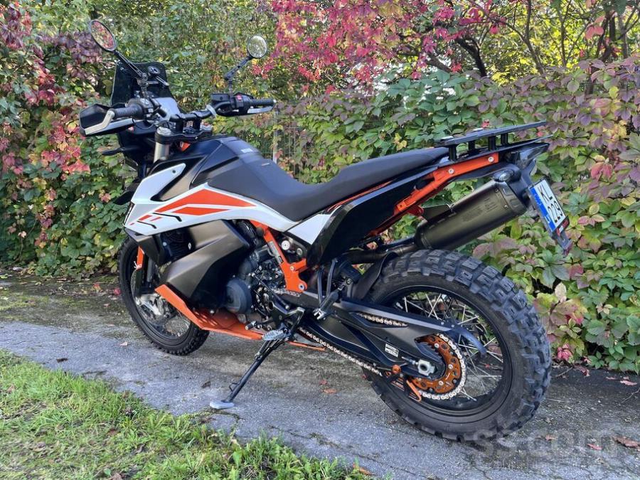 KTM Adventure 2019 Rīga, ar dzinēja tilpumu 0.79 L un nobraukumu 0 tūkst. km par 8900 €, foto 5 vietnē AUTOMOTO.COM.LV