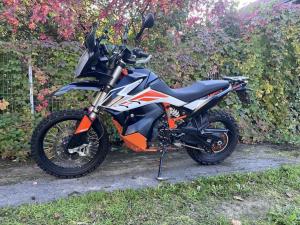 KTM Adventure 2019 Rīga, ar dzinēja tilpumu 0.79 L un nobraukumu 0 tūkst. km par 8900 €, foto 6 vietnē AUTOMOTO.COM.LV