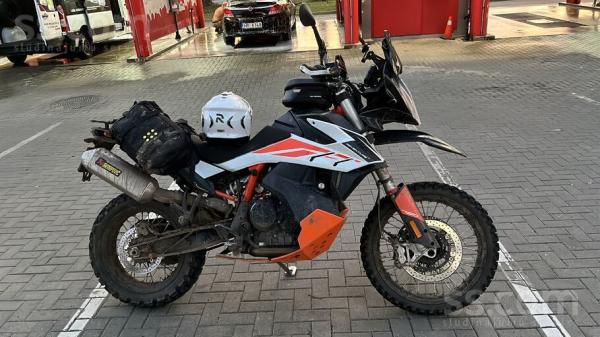 KTM Adventure 2019 Rīga, ar dzinēja tilpumu 0.79 L un nobraukumu 0 tūkst. km par 8900 €, foto 11 vietnē AUTOMOTO.COM.LV
