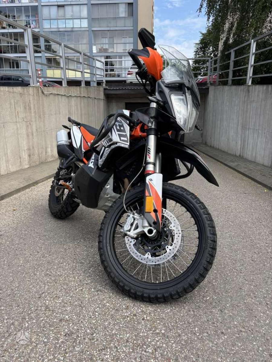 KTM Adventure 2020 Kauņa, ar dzinēja tilpumu 0.80 L un nobraukumu 40 tūkst. km par 6600 €, foto 1 vietnē AUTOMOTO.COM.LV