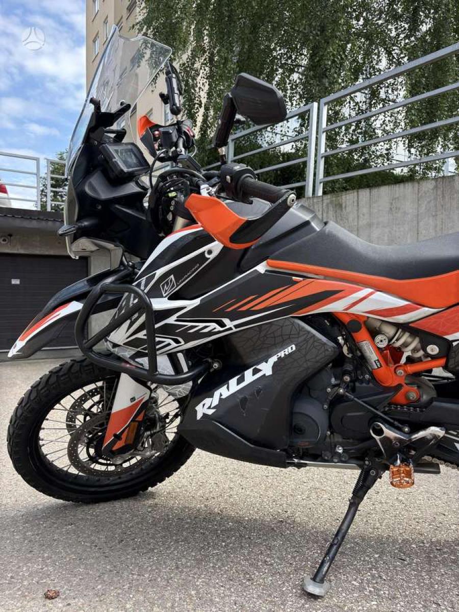 KTM Adventure 2020 Kauņa, ar dzinēja tilpumu 0.80 L un nobraukumu 40 tūkst. km par 6600 €, foto 11 vietnē AUTOMOTO.COM.LV