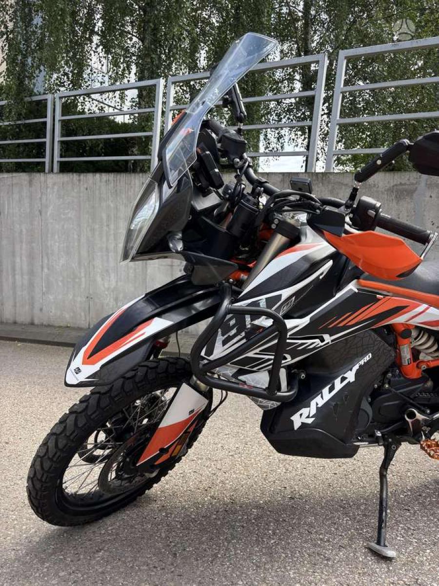 KTM Adventure 2020 Kauņa, ar dzinēja tilpumu 0.80 L un nobraukumu 40 tūkst. km par 6600 €, foto 12 vietnē AUTOMOTO.COM.LV