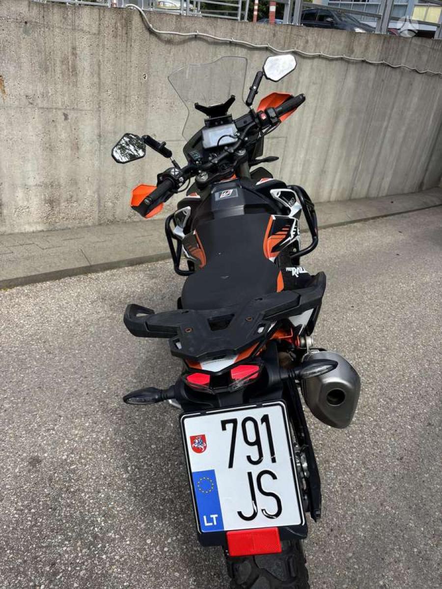 KTM Adventure 2020 Kauņa, ar dzinēja tilpumu 0.80 L un nobraukumu 40 tūkst. km par 6600 €, foto 14 vietnē AUTOMOTO.COM.LV