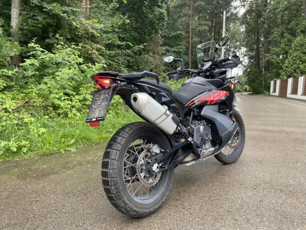 KTM Adventure 2024 Kauņa, ar dzinēja tilpumu 0.80 L un nobraukumu 7 tūkst. km par 8000 €, foto 9 vietnē AUTOMOTO.COM.LV