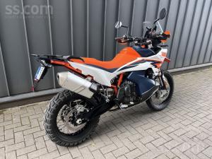 KTM Adventure 2025 Rīga, ar dzinēja tilpumu 0.90 L un nobraukumu 0 tūkst. km par 12500 €, foto 4 vietnē AUTOMOTO.COM.LV