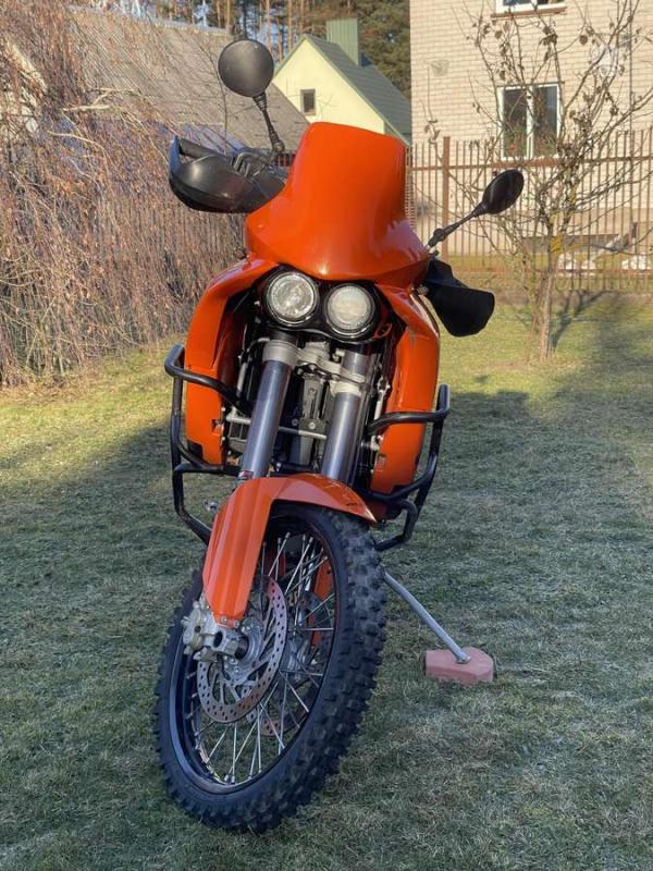 Oranžs KTM Adventure 2004 Viļņa, ar dzinēja tilpumu 0.64 L un nobraukumu 31 tūkst. km par 3800 €, foto 5 vietnē AUTOMOTO.COM.LV