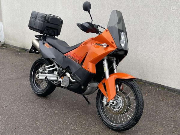 Orange KTM Adventure 2007 in Vilnius, with an engine capacity of 1.00 L and mileage of 82 thousand km for 4950 €, photo 1 on AUTOMOTO.COM.LV