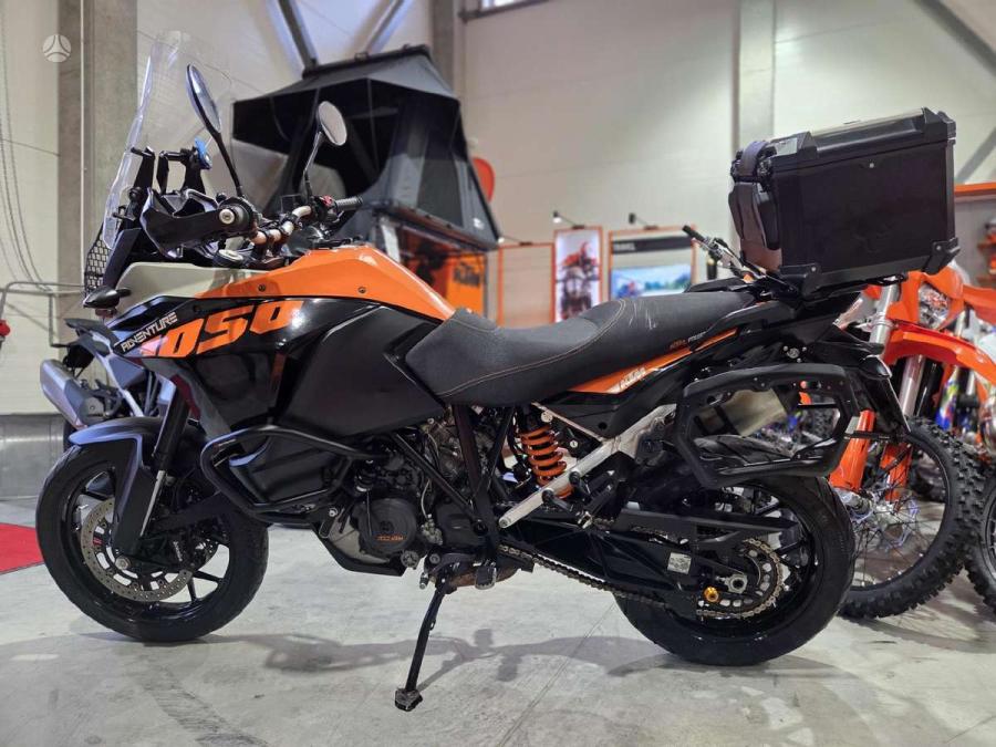 Orange KTM Adventure 2015 in Vilnius, with an engine capacity of 1.05 L and mileage of 37 thousand km for 7250 €, photo 2 on AUTOMOTO.COM.LV
