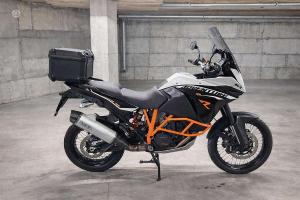 Oranžs KTM Adventure 2015 Viļņa, ar dzinēja tilpumu 1.20 L un nobraukumu 30 tūkst. km par 8500 €, foto 2 vietnē AUTOMOTO.COM.LV
