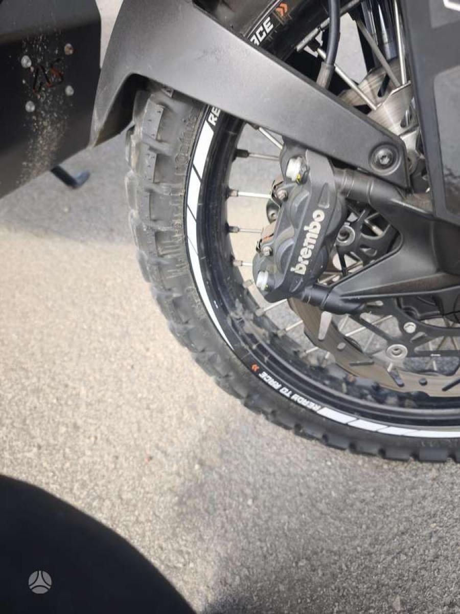 Oranžs KTM Adventure 2015 Marijampole, ar dzinēja tilpumu 1.05 L un nobraukumu 83 tūkst. km par 6000 €, foto 13 vietnē AUTOMOTO.COM.LV