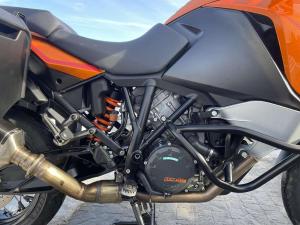 Oranžs KTM Adventure 2016 Klaipėda, ar dzinēja tilpumu 1.19 L un nobraukumu 30 tūkst. km par 8000 €, foto 13 vietnē AUTOMOTO.COM.LV