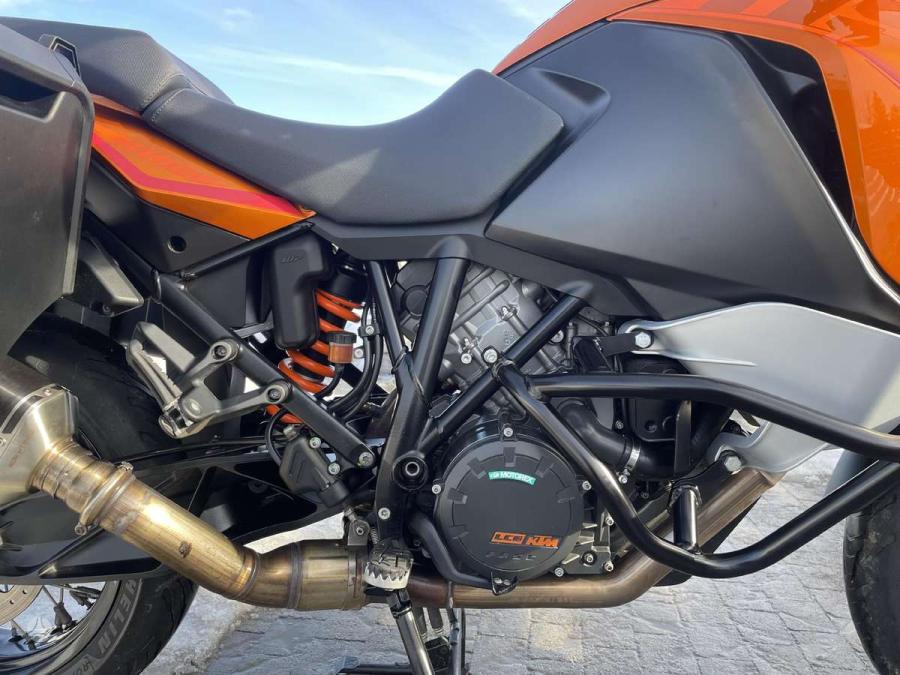 Oranžs KTM Adventure 2016 Klaipėda, ar dzinēja tilpumu 1.19 L un nobraukumu 30 tūkst. km par 8000 €, foto 13 vietnē AUTOMOTO.COM.LV