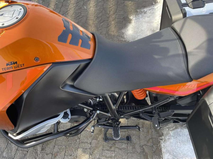 Oranžs KTM Adventure 2016 Klaipėda, ar dzinēja tilpumu 1.19 L un nobraukumu 30 tūkst. km par 8000 €, foto 20 vietnē AUTOMOTO.COM.LV