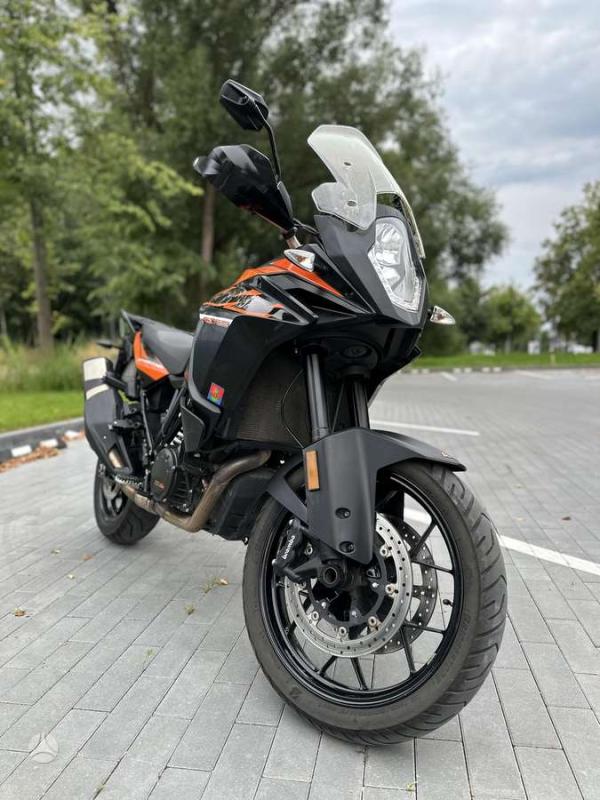 Oranžs KTM Adventure 2018 Kauņa, ar dzinēja tilpumu 1.09 L un nobraukumu 33 tūkst. km par 5990 €, foto 2 vietnē AUTOMOTO.COM.LV