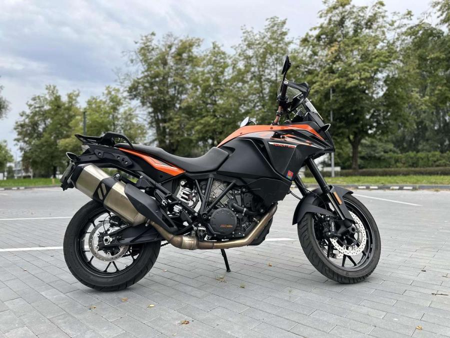 Orange KTM Adventure 2018 in Kaunas, with an engine capacity of 1.09 L and mileage of 33 thousand km for 5990 €, photo 4 on AUTOMOTO.COM.LV