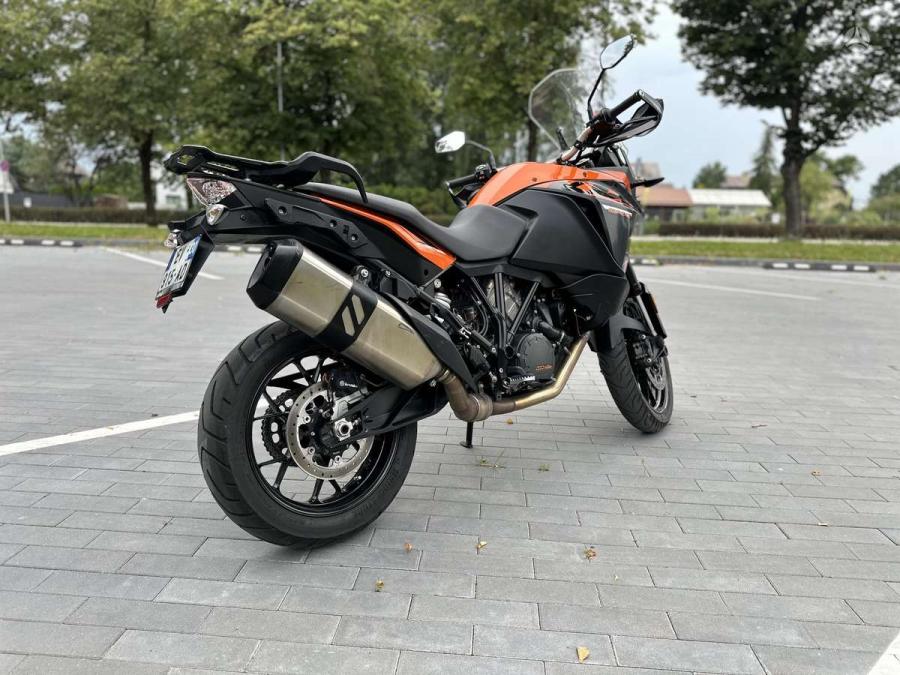 Orange KTM Adventure 2018 in Kaunas, with an engine capacity of 1.09 L and mileage of 33 thousand km for 5990 €, photo 5 on AUTOMOTO.COM.LV