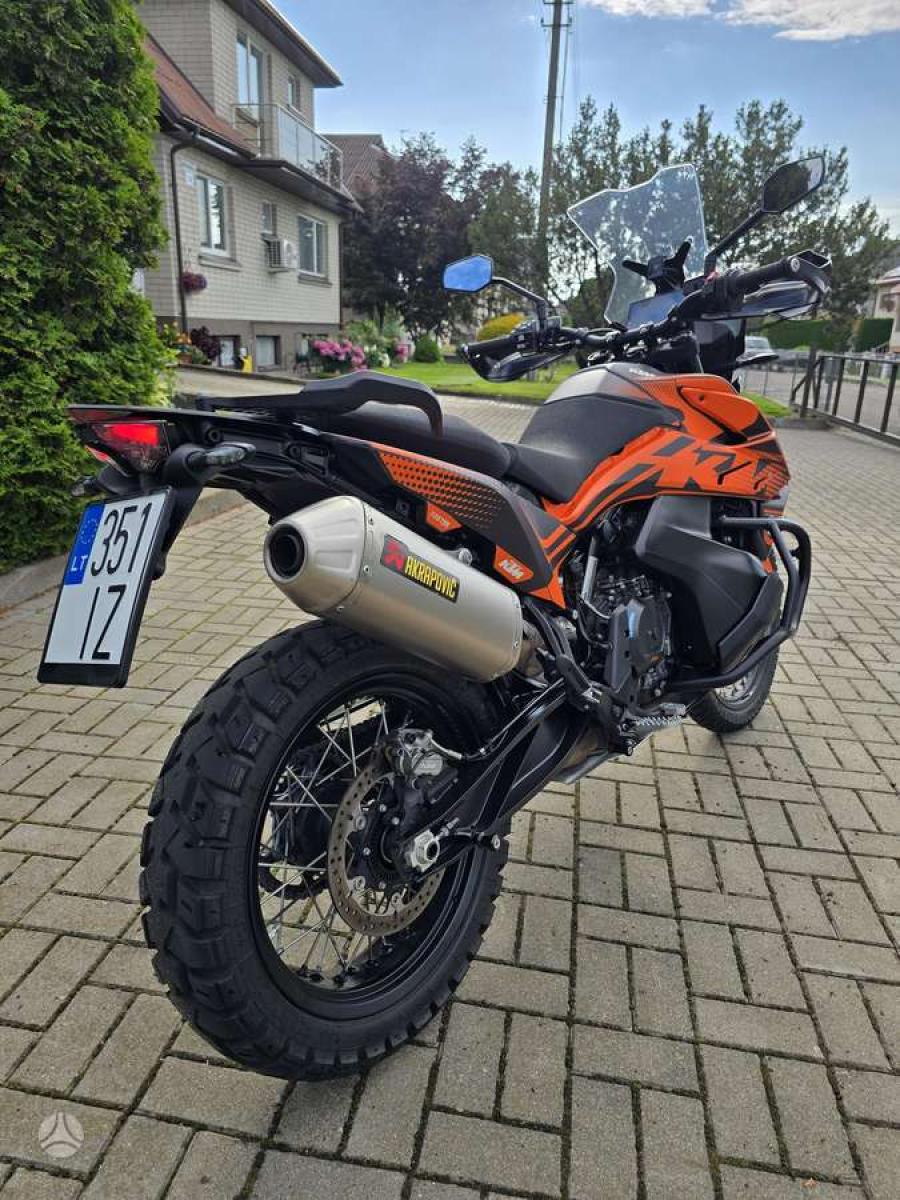 Orange KTM Adventure 2020 in Marijampole, with an engine capacity of 0.79 L and mileage of 37 thousand km for 8999 €, photo 4 on AUTOMOTO.COM.LV