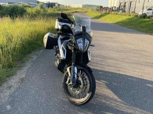 Orange KTM Adventure 2020 in Vilnius, with an engine capacity of 0.80 L and mileage of 34 thousand km for 6500 €, photo  on AUTOMOTO.COM.LV