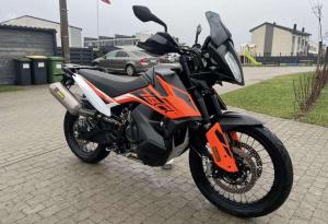 Oranžs KTM Adventure 2020 Plungė, ar dzinēja tilpumu 0.80 L un nobraukumu 3 tūkst. km par 7400 €, foto  vietnē AUTOMOTO.COM.LV