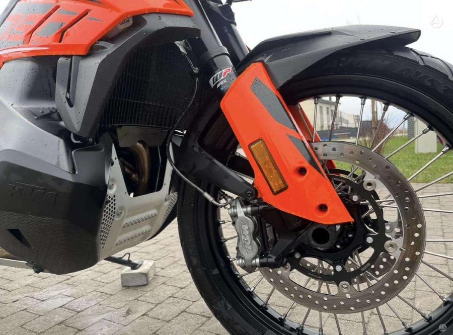 Orange KTM Adventure 2020 in Plunge, with an engine capacity of 0.80 L and mileage of 3 thousand km for 7400 €, photo 9 on AUTOMOTO.COM.LV