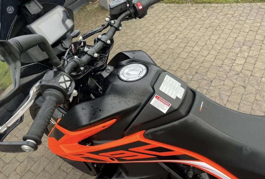 Orange KTM Adventure 2020 in Plunge, with an engine capacity of 0.80 L and mileage of 3 thousand km for 7400 €, photo 16 on AUTOMOTO.COM.LV
