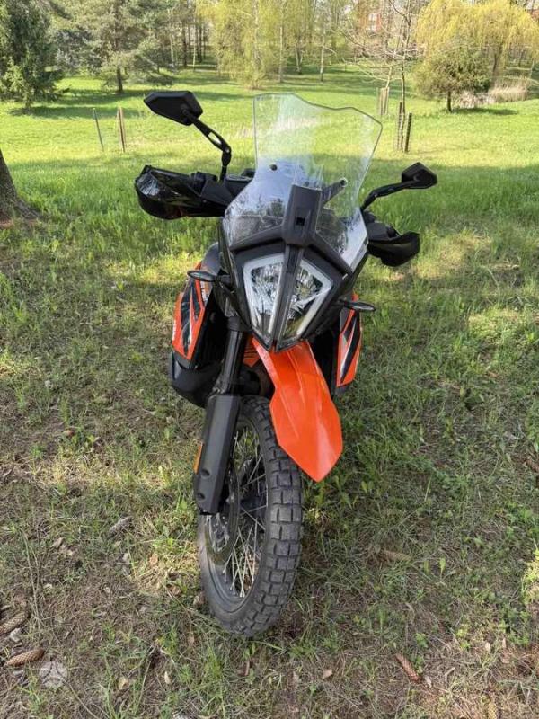 Oranžs KTM Adventure 2021 Biržai, ar dzinēja tilpumu 0.89 L un nobraukumu 17 tūkst. km par 7800 €, foto 3 vietnē AUTOMOTO.COM.LV