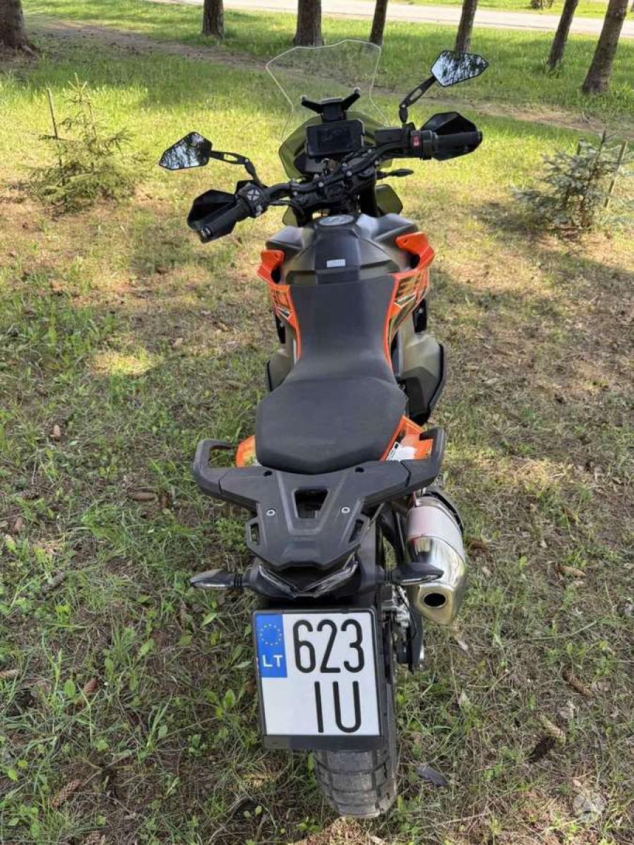 Orange KTM Adventure 2021 in Birzai, with an engine capacity of 0.89 L and mileage of 17 thousand km for 7800 €, photo 5 on AUTOMOTO.COM.LV