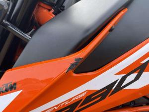 Oranžs KTM Adventure 2024 Viļņa, ar dzinēja tilpumu 0.39 L un nobraukumu 9 tūkst. km par 4150 €, foto 14 vietnē AUTOMOTO.COM.LV