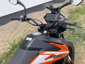 Oranžs KTM Adventure 2024 Viļņa, ar dzinēja tilpumu 0.39 L un nobraukumu 9 tūkst. km par 4150 €, foto 17 vietnē AUTOMOTO.COM.LV