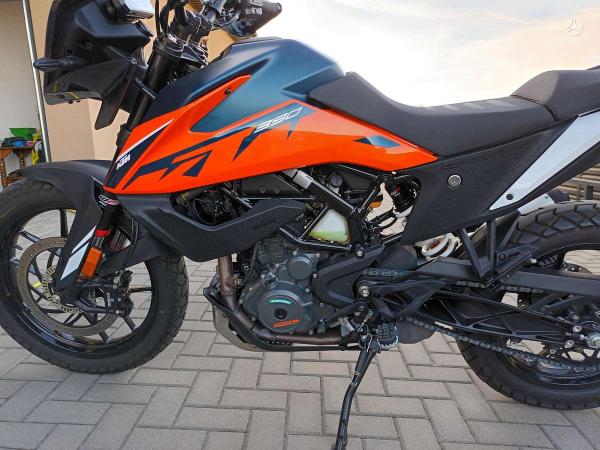 Orange KTM Adventure 2024 in Taurage, with an engine capacity of 0.39 L and mileage of 5 thousand km for 4550 €, photo 3 on AUTOMOTO.COM.LV