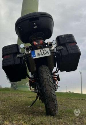 White KTM Adventure 2010 in Liepaja, with an engine capacity of 0.99 L and mileage of 72 thousand km for 6500 €, photo 10 on AUTOMOTO.COM.LV