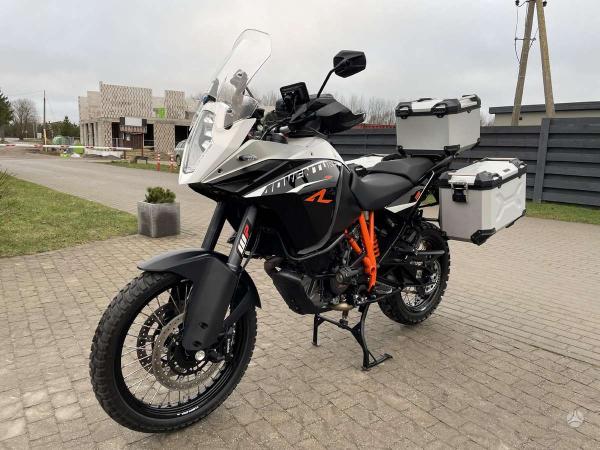 White KTM Adventure 2016 in Klaipeda, with an engine capacity of 1.19 L and mileage of 19 thousand km for 8800 €, photo 4 on AUTOMOTO.COM.LV
