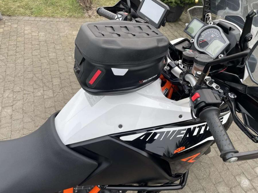 White KTM Adventure 2016 in Klaipeda, with an engine capacity of 1.19 L and mileage of 19 thousand km for 8800 €, photo 17 on AUTOMOTO.COM.LV