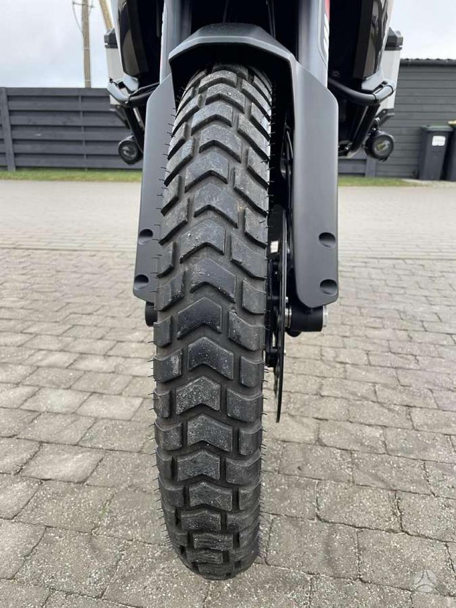 White KTM Adventure 2016 in Klaipeda, with an engine capacity of 1.19 L and mileage of 19 thousand km for 8800 €, photo 25 on AUTOMOTO.COM.LV