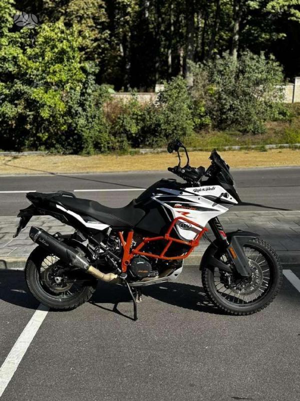 White KTM Adventure 2017 in Vilnius, with an engine capacity of 1.09 L and mileage of 52 thousand km for 8500 €, photo 1 on AUTOMOTO.COM.LV