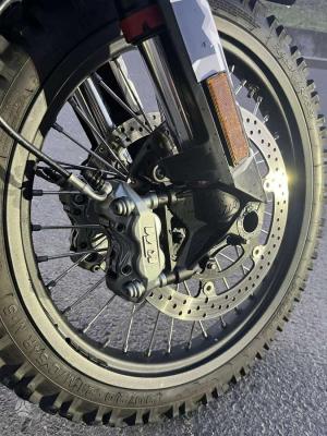 Balts KTM Adventure 2020 Viļņa, ar dzinēja tilpumu 0.79 L un nobraukumu 38 tūkst. km par 6000 €, foto 9 vietnē AUTOMOTO.COM.LV