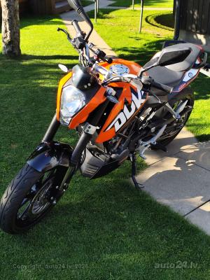 Black KTM Duke 125 2013 in Tallinn, with an engine capacity of 0.13 L and mileage of 36 thousand km for 1700 €, photo 11 on AUTOMOTO.COM.LV