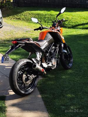 Black KTM Duke 125 2013 in Tallinn, with an engine capacity of 0.13 L and mileage of 36 thousand km for 1700 €, photo 13 on AUTOMOTO.COM.LV