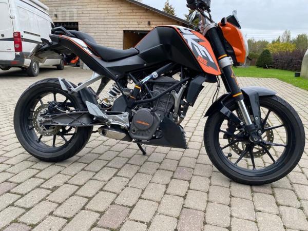 КТМ Duke 125 2011 в Цесис, объемом двигателя 0.13 л и пробегом 0 тыс. км за 2200 €, фото 2 на AUTOMOTO.COM.LV
