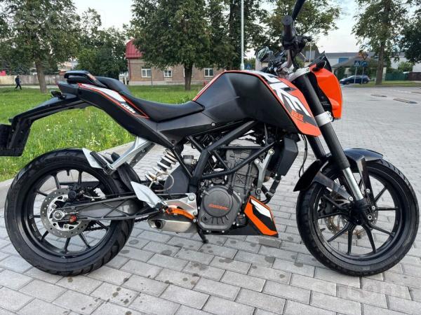 KTM Duke 125 2011 Jelgava, ar dzinēja tilpumu 0.13 L un nobraukumu 0 tūkst. km par 1790 €, foto 6 vietnē AUTOMOTO.COM.LV