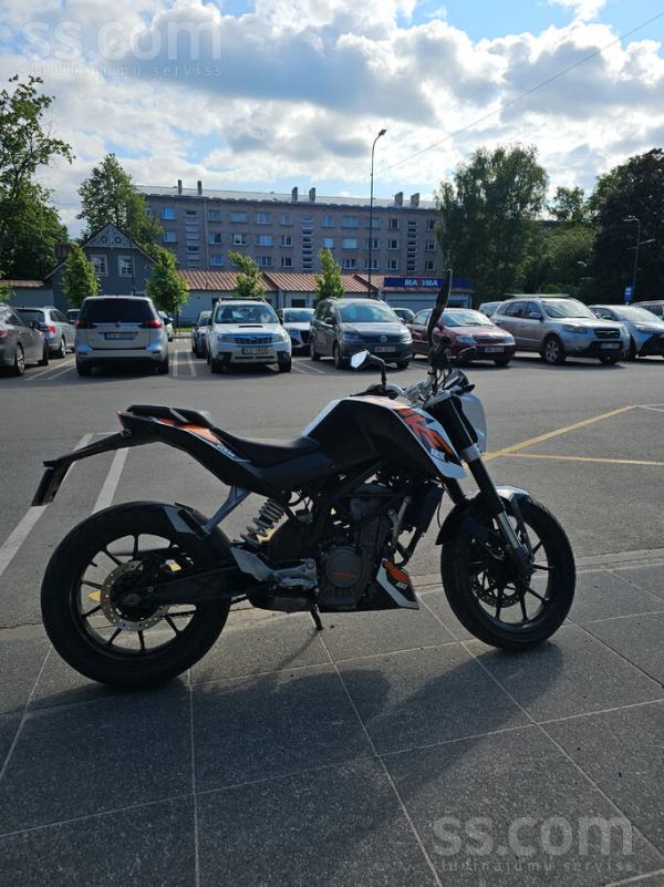 KTM Duke 125 2012 in Valmiera, with an engine capacity of 0.13 L and mileage of 0 thousand km for 1700 €, photo 5 on AUTOMOTO.COM.LV