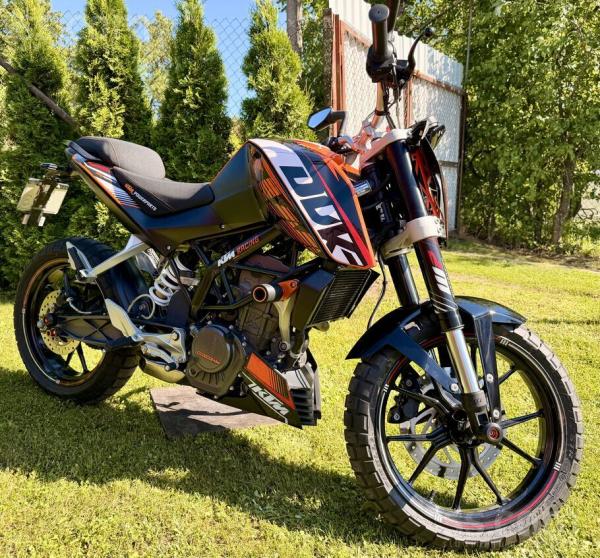 КТМ Duke 125 2012 в Резекне, объемом двигателя 0.13 л и пробегом 0 тыс. км за 2500 €, фото 1 на AUTOMOTO.COM.LV