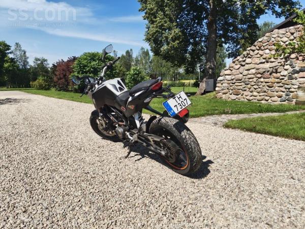 KTM Duke 125 2012 Ventspils, ar dzinēja tilpumu 0.13 L un nobraukumu 0 tūkst. km par 1400 €, foto 7 vietnē AUTOMOTO.COM.LV