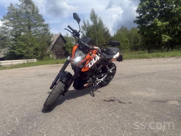 КТМ Duke 125 2013 в Тукумс, объемом двигателя 0.12 л и пробегом 0 тыс. км за 1800 €, фото 1 на AUTOMOTO.COM.LV