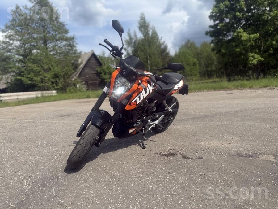 KTM Duke 125 2013 in Tukums, with an engine capacity of 0.12 L and mileage of 0 thousand km for 1800 €, photo 1 on AUTOMOTO.COM.LV