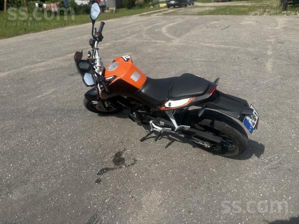 КТМ Duke 125 2013 в Тукумс, объемом двигателя 0.12 л и пробегом 0 тыс. км за 1800 €, фото 3 на AUTOMOTO.COM.LV