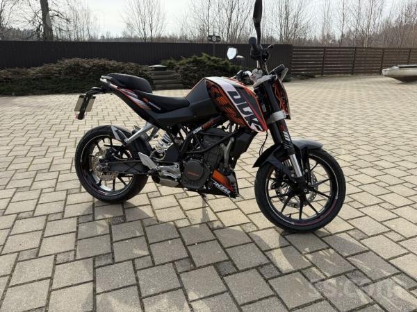 KTM Duke 125 2013 in Riga, with an engine capacity of 0.13 L and mileage of 0 thousand km for 2500 €, photo 4 on AUTOMOTO.COM.LV
