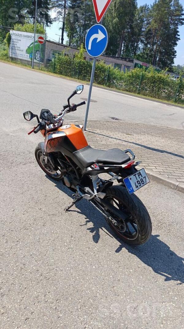 KTM Duke 125 2014 Rīga, ar dzinēja tilpumu 0.13 L un nobraukumu 0 tūkst. km par 2000 €, foto 2 vietnē AUTOMOTO.COM.LV