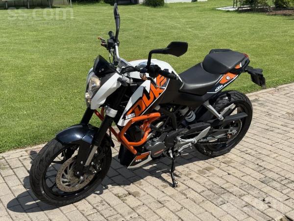 KTM Duke 125 2015 Rīga, ar dzinēja tilpumu 0.13 L un nobraukumu 0 tūkst. km par 2450 €, foto 1 vietnē AUTOMOTO.COM.LV