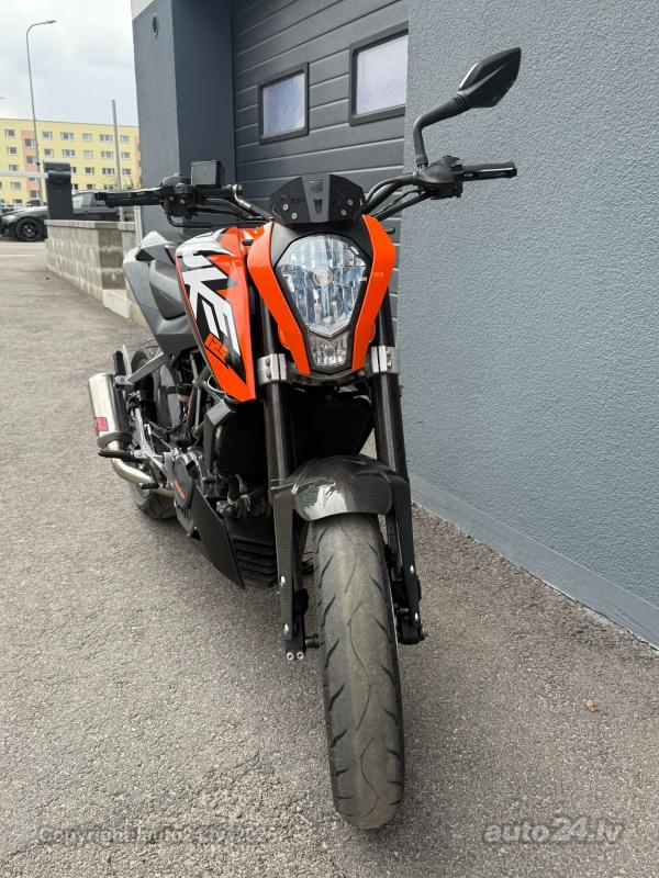 КТМ Duke 125 2016 в Пярну, объемом двигателя 0.00 л и пробегом 28 тыс. км за 1850 €, фото 2 на AUTOMOTO.COM.LV